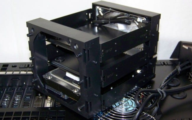 Silverstone Raven 3 (RV03) Full Tower Computer Chassis & Strider Gold ...